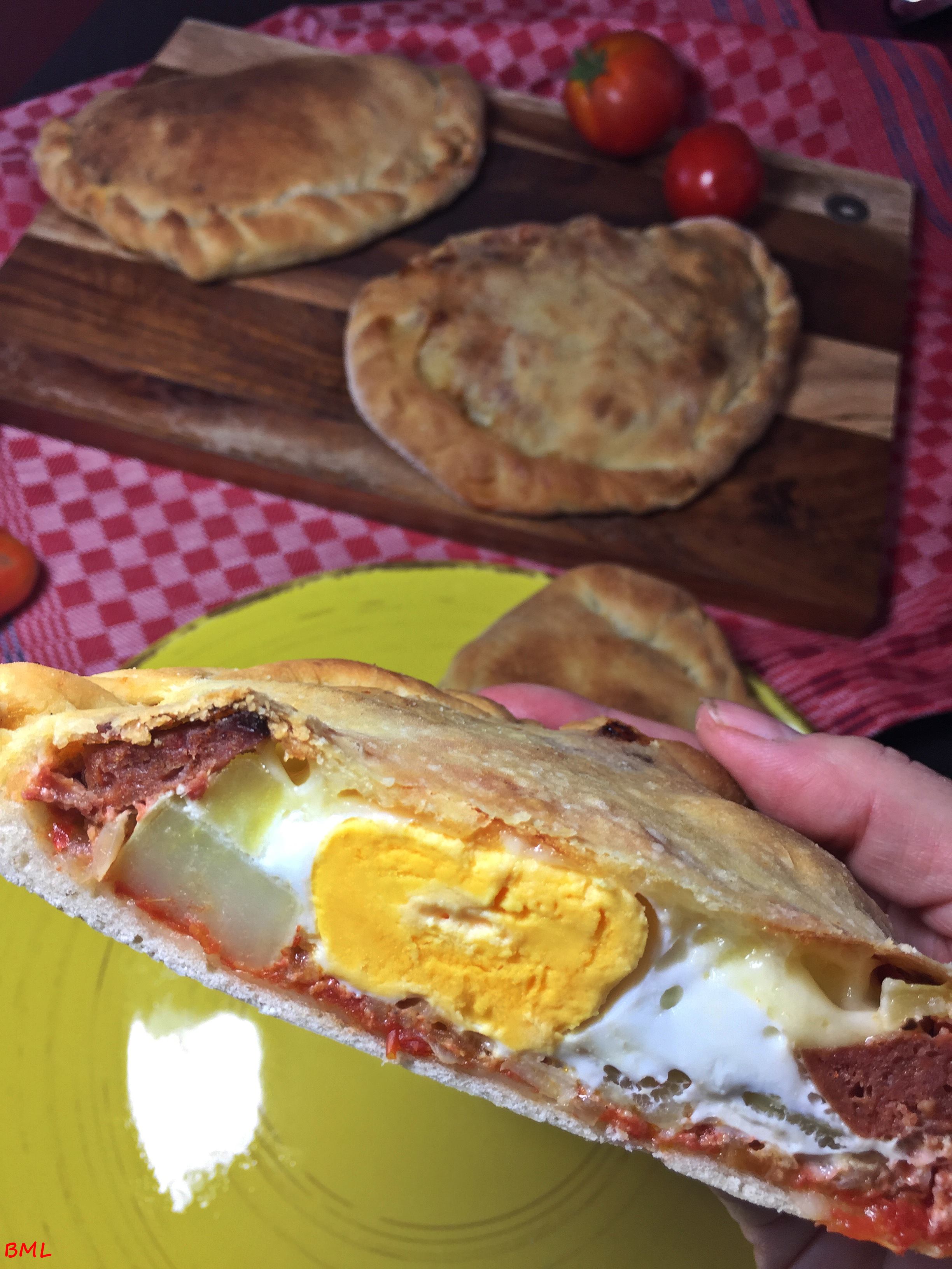 Calzone Rustica-mit Kartoffeln, Sucuk und Ei | Backen mit Leidenschaft