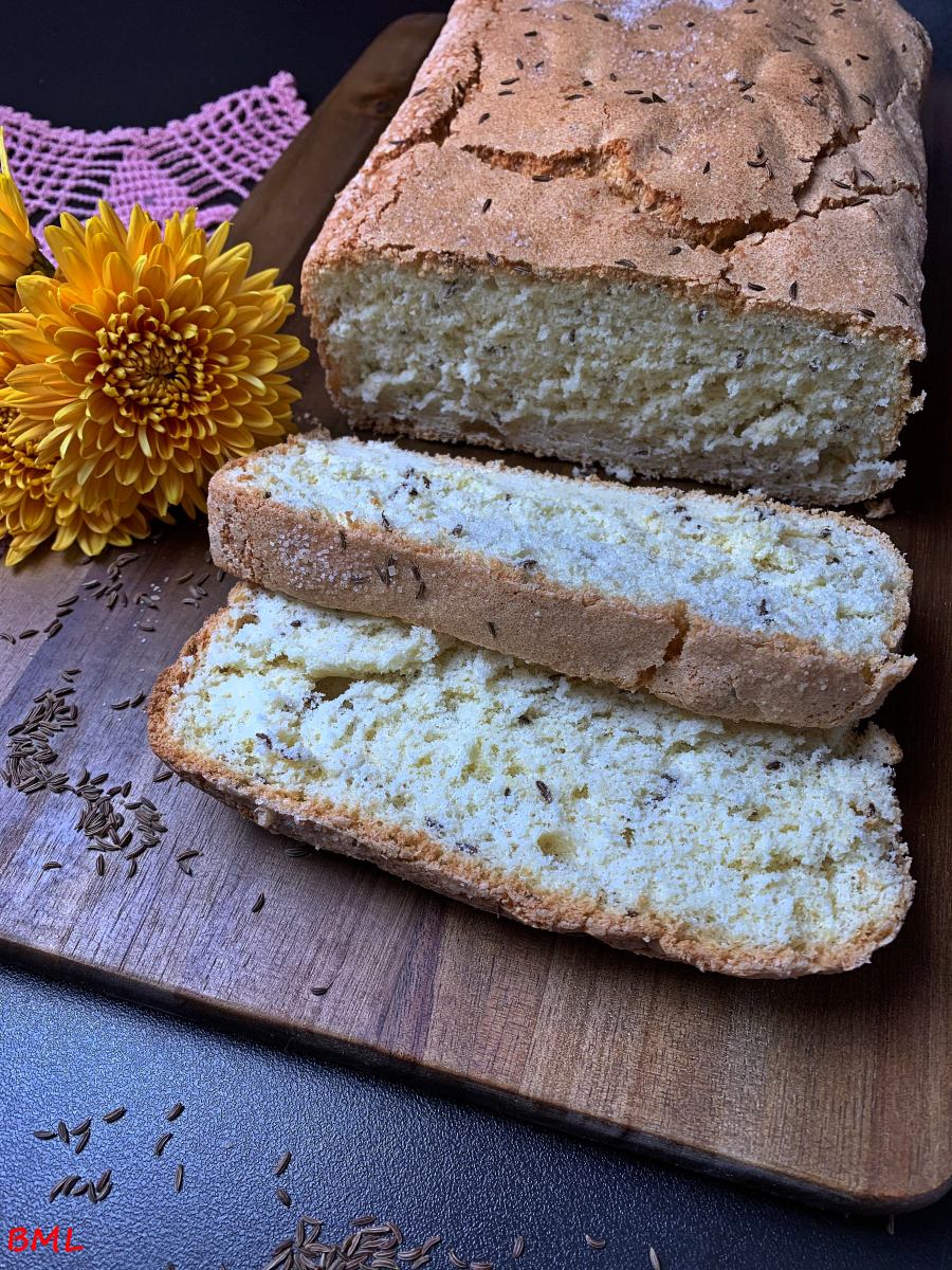 Kümmelkuchen…Caraway Seed Cake ( ein Old Fashion Sponge Cake aus ...