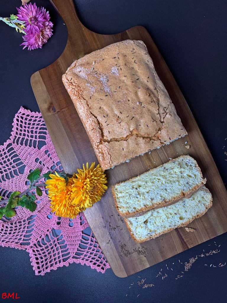 Kümmelkuchen…Caraway Seed Cake ( ein Old Fashion Sponge Cake aus ...